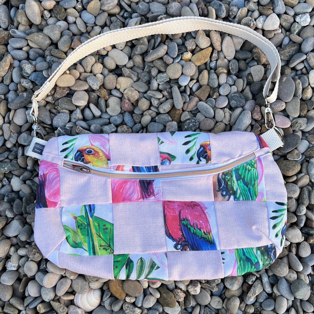 Large Fanny Pack for Women in Waterproof Fabric, Shoulder Fanny Pack ...