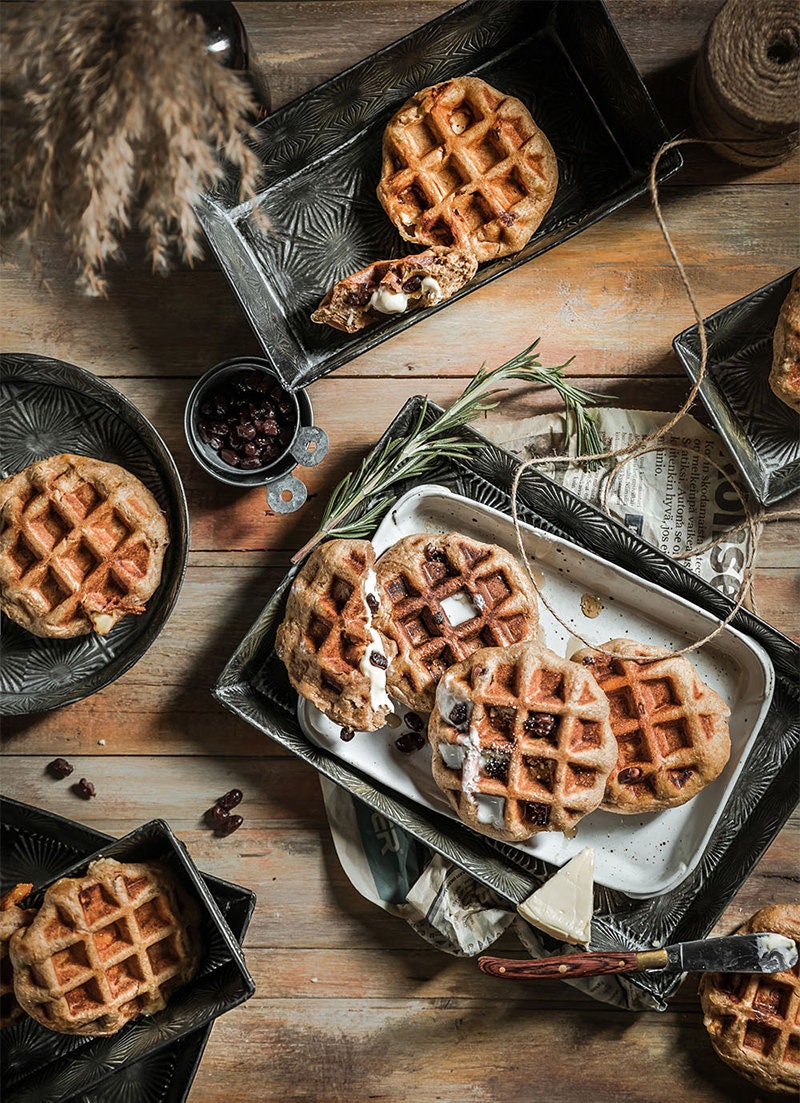 Breakfast Tray Retro Iron Plates for Bread Waffle Decorative Kitchen ...