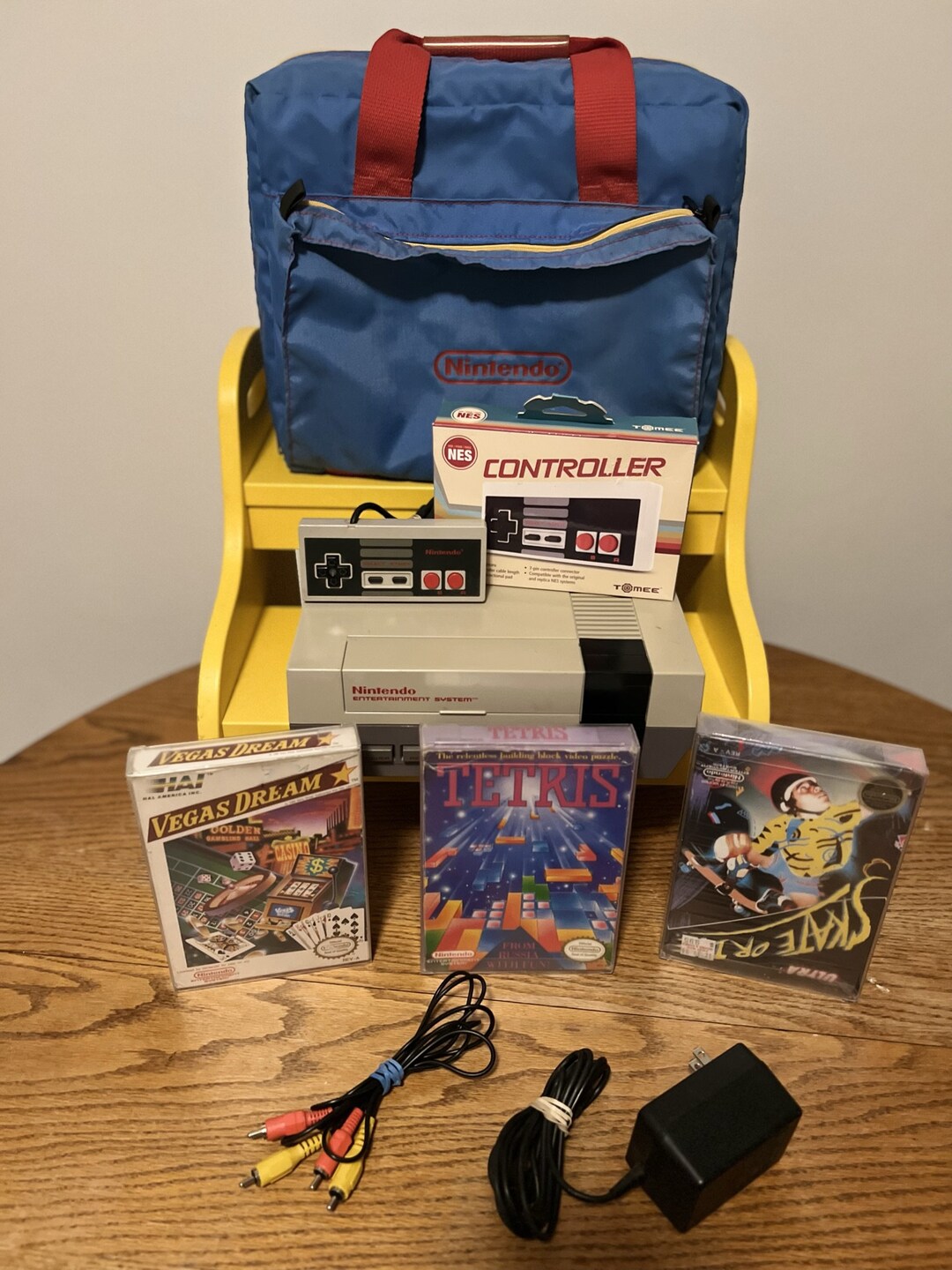 Nintendo Entertainment System [NES] Console Bundle With Vintage Travel ...
