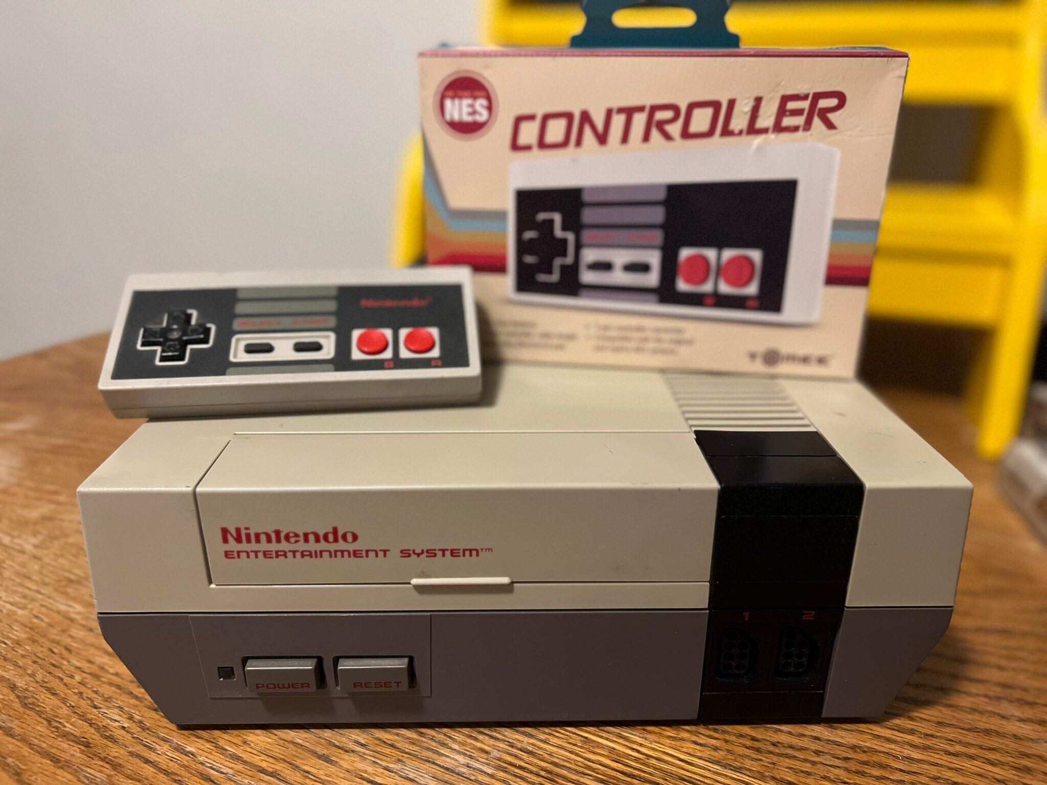 Nintendo Entertainment System [NES] Console Bundle With Vintage Travel ...