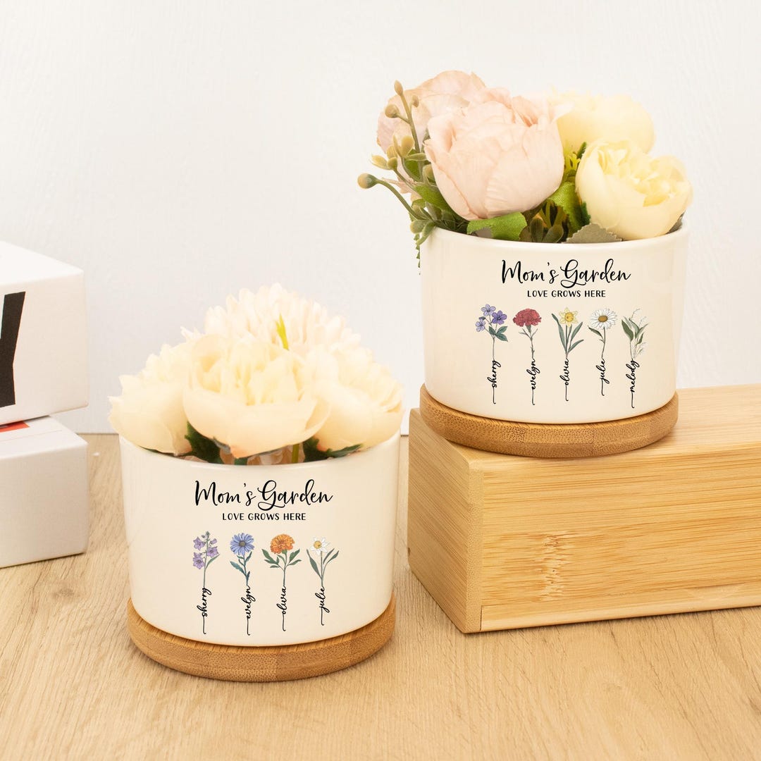 Mom's Garden Plant Pot, Birth Flower Ceramic Flower Pot, Family Names ...