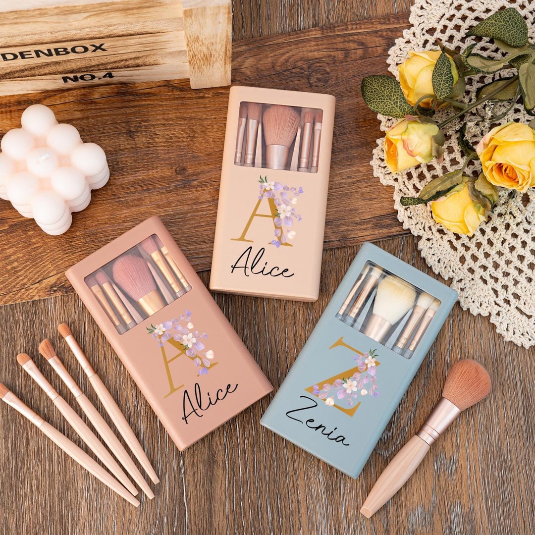 Personalized Cosmetic Brush Set With Box, Flower Initial Makeup Brush ...