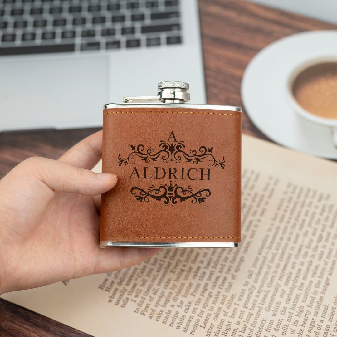 Personalized Leather Hip Flask 6oz, Leather Flask for Men, Groomsmen ...