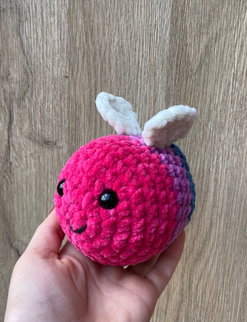 Crochet Bi-flag Bee - Etsy