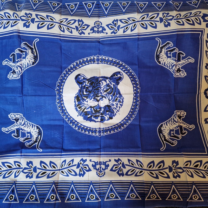 Amabhayi - Etsy