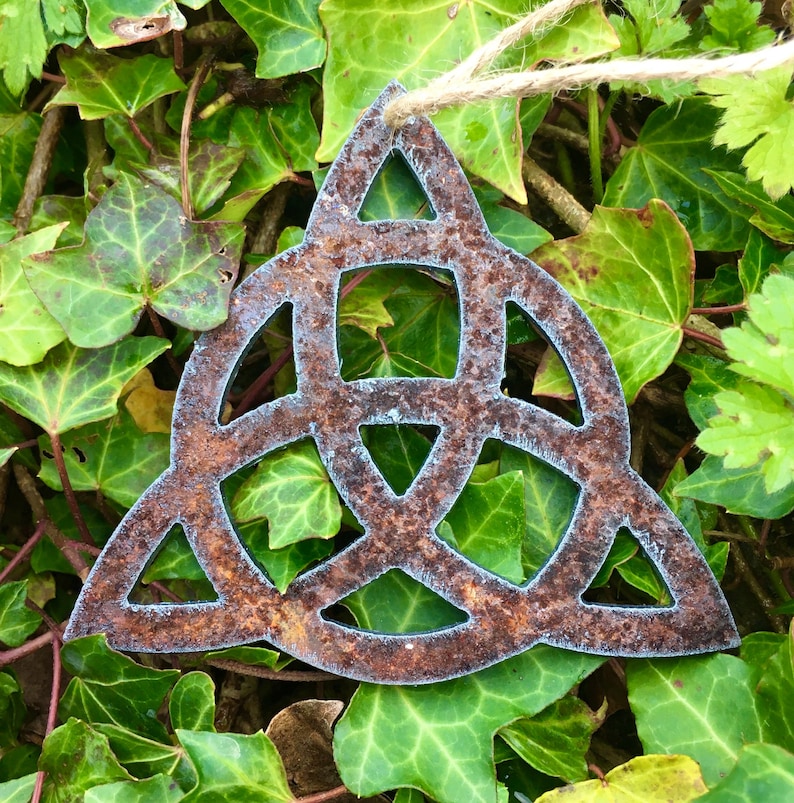 Celtic Triangle Triquetra SVG PNG - Etsy