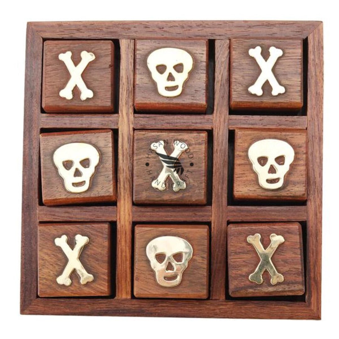 Wood Skull & Crossbones Theme Tic Tac Toe Portable Game Board Set - Etsy