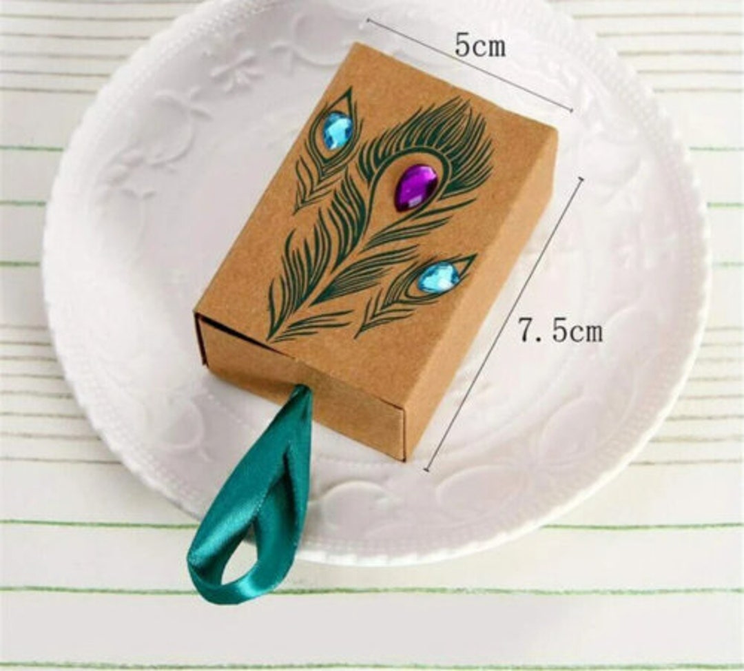 8x Peacock Favour Boxes Feather Design With Diamontes Unique Natural ...
