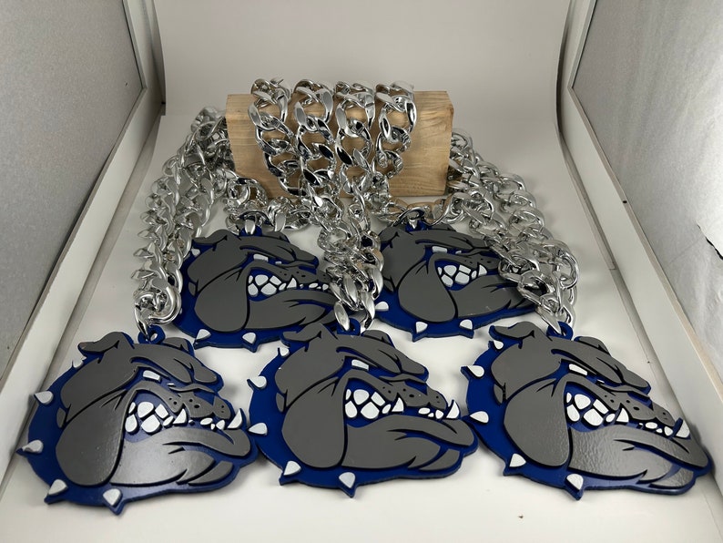 Handcrafted Multi Layered Wooden Team Logo Chain Pin Chain Turnover ...