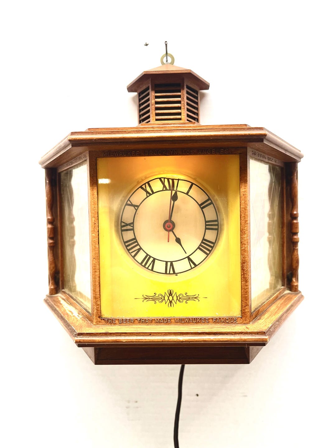 Vintage Schlitz Draught Electric Wall Clock ~ "the Beer That Made ...