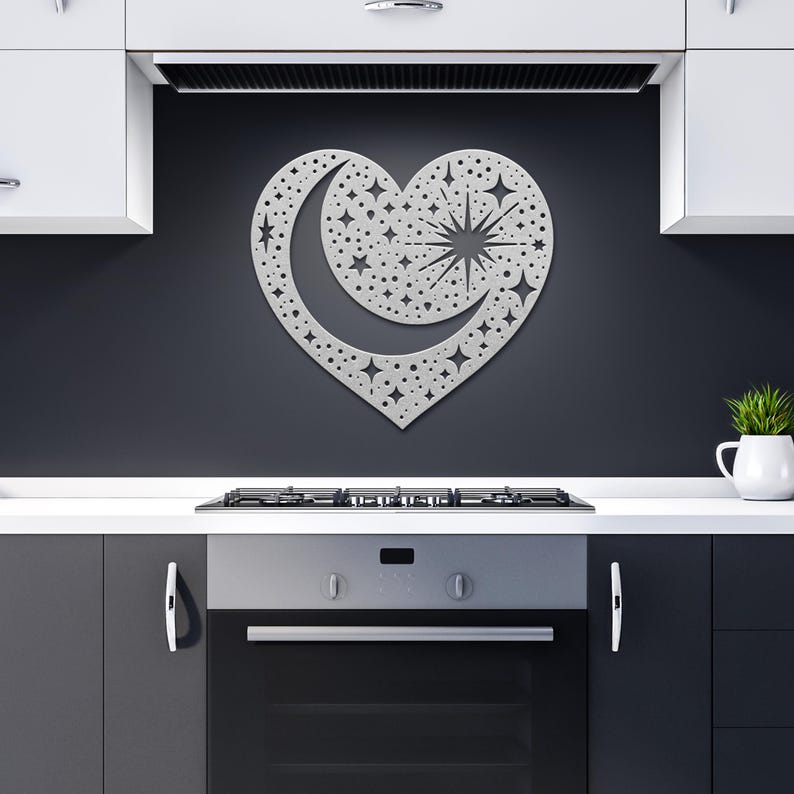 Heart Moon & Stars Heart Metal Valentine Wall Art – Celestial Outdoor ...