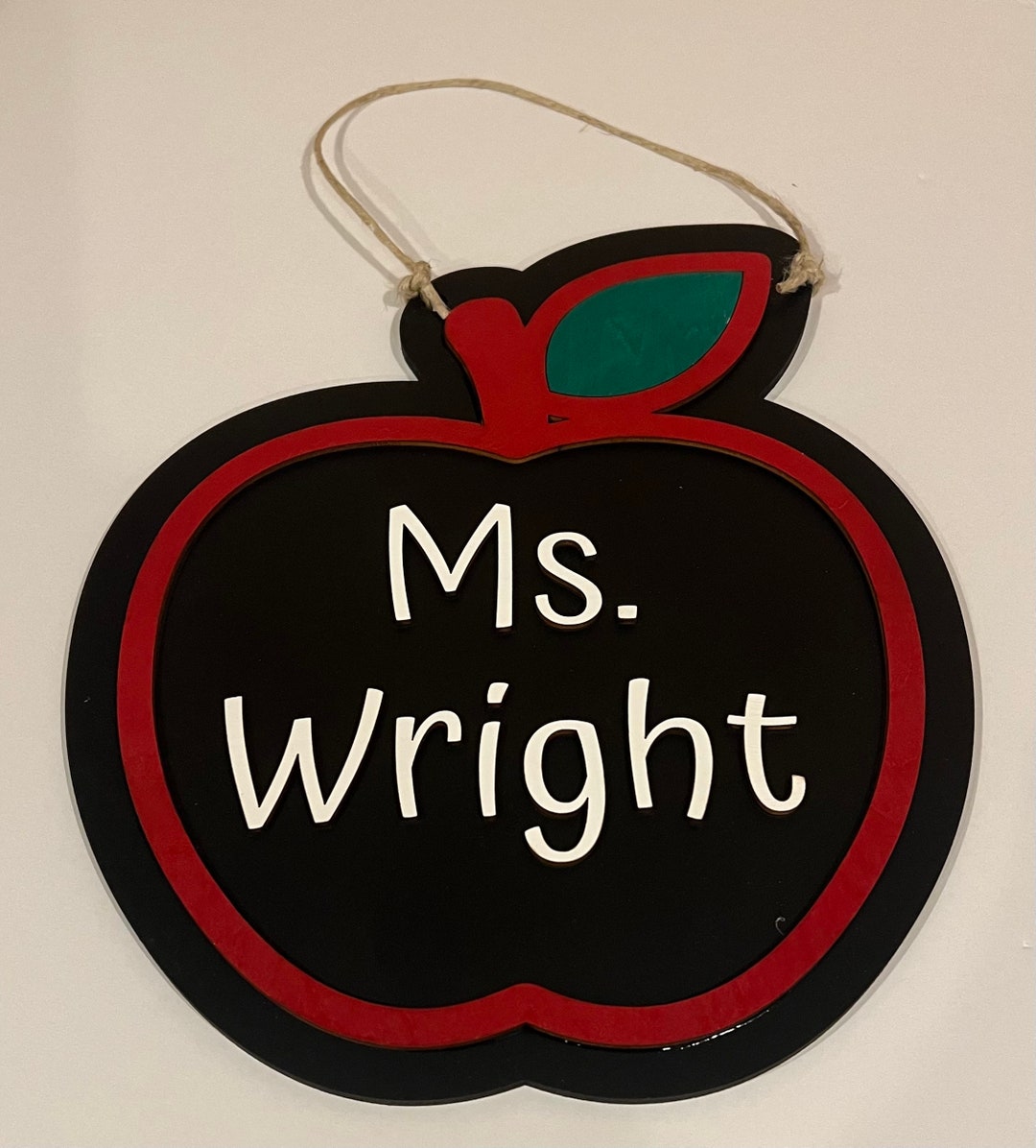 Personalized Apple Shaped Teachers Door Sign, Teacher Name Sign ...