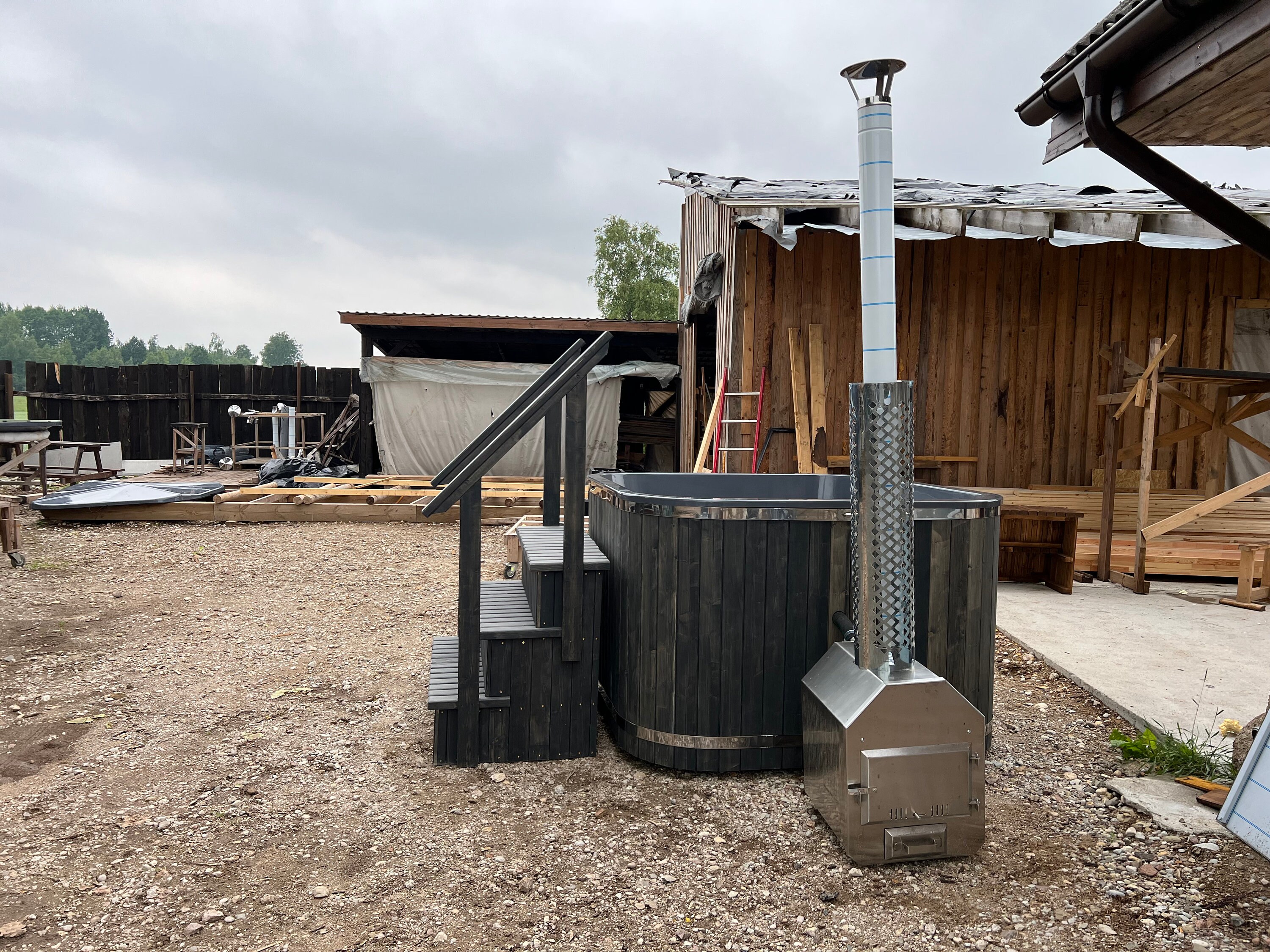 Wood Fired Hot Tub, Wood Burning Hottub, Jacuzzi With Bubbles and ...