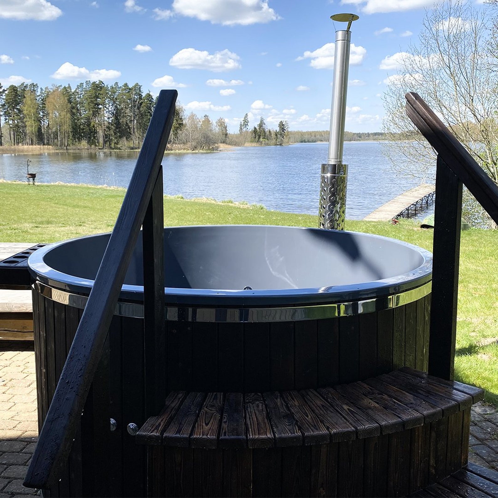 Wooden Bathtub With Wood Stove, Massages and Lighting Outdoor ...