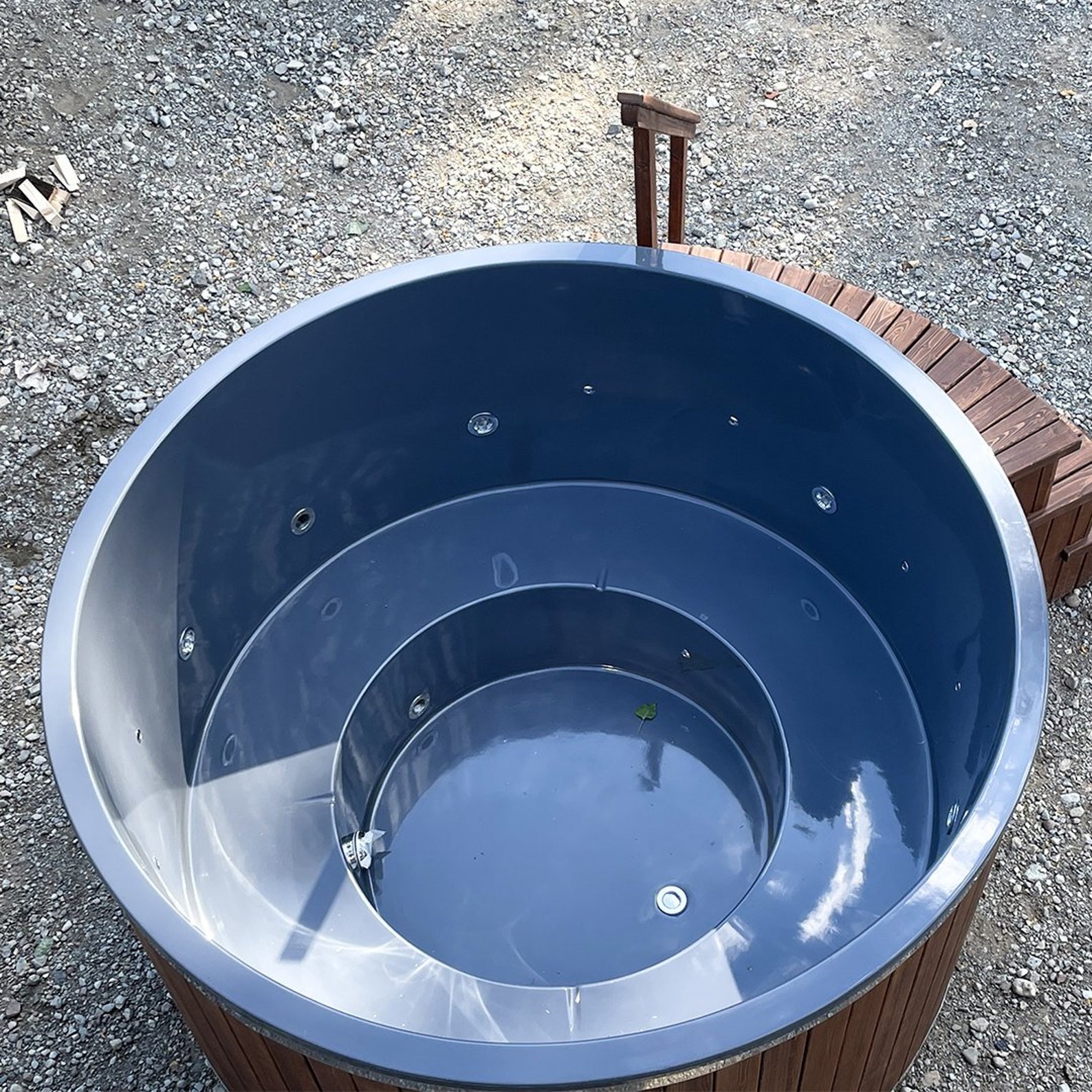Wooden Bathtub With Wood Stove, Massages and Lighting Outdoor ...