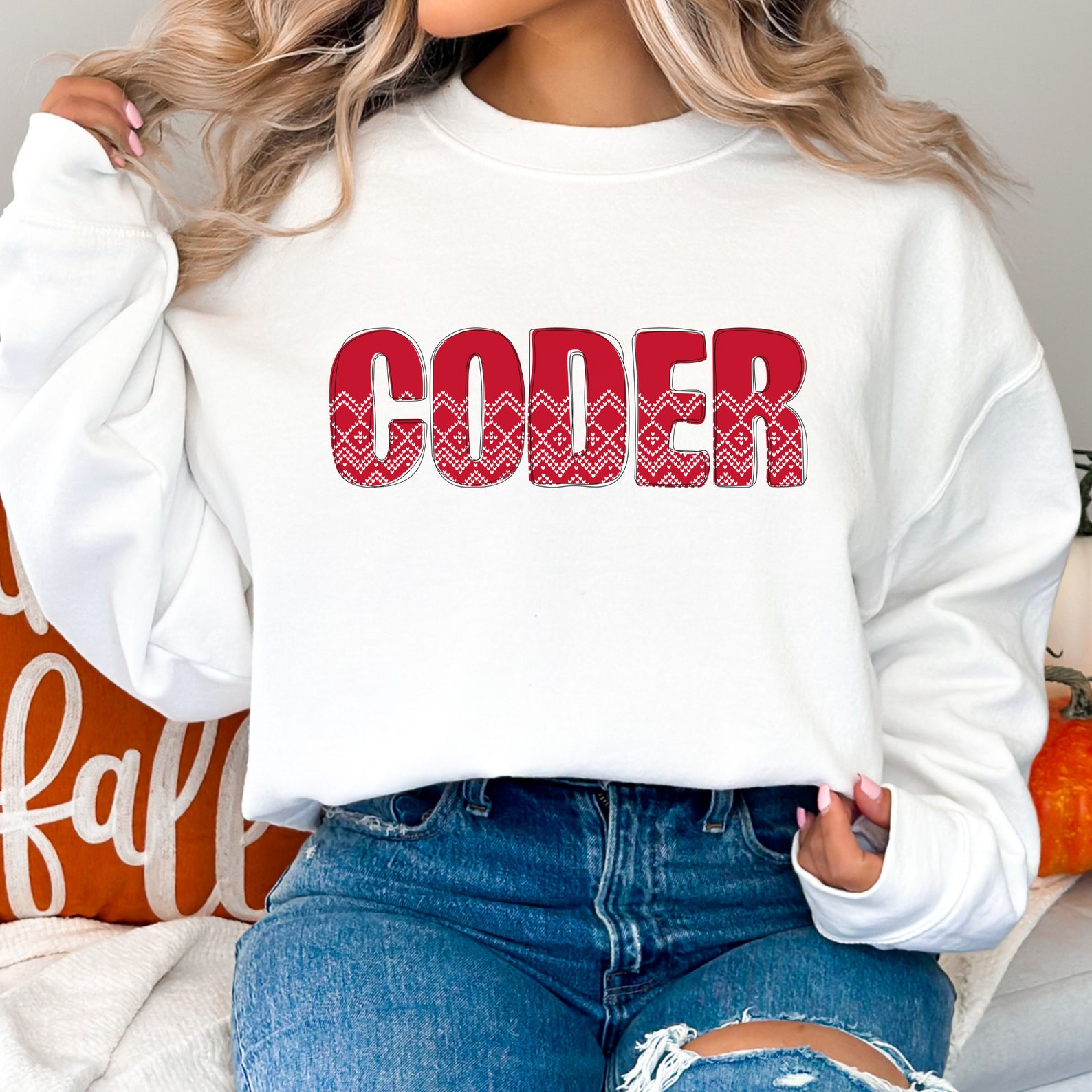 Female Coder Christmas Sweatshirt, Girl Software Engineer Holiday ...