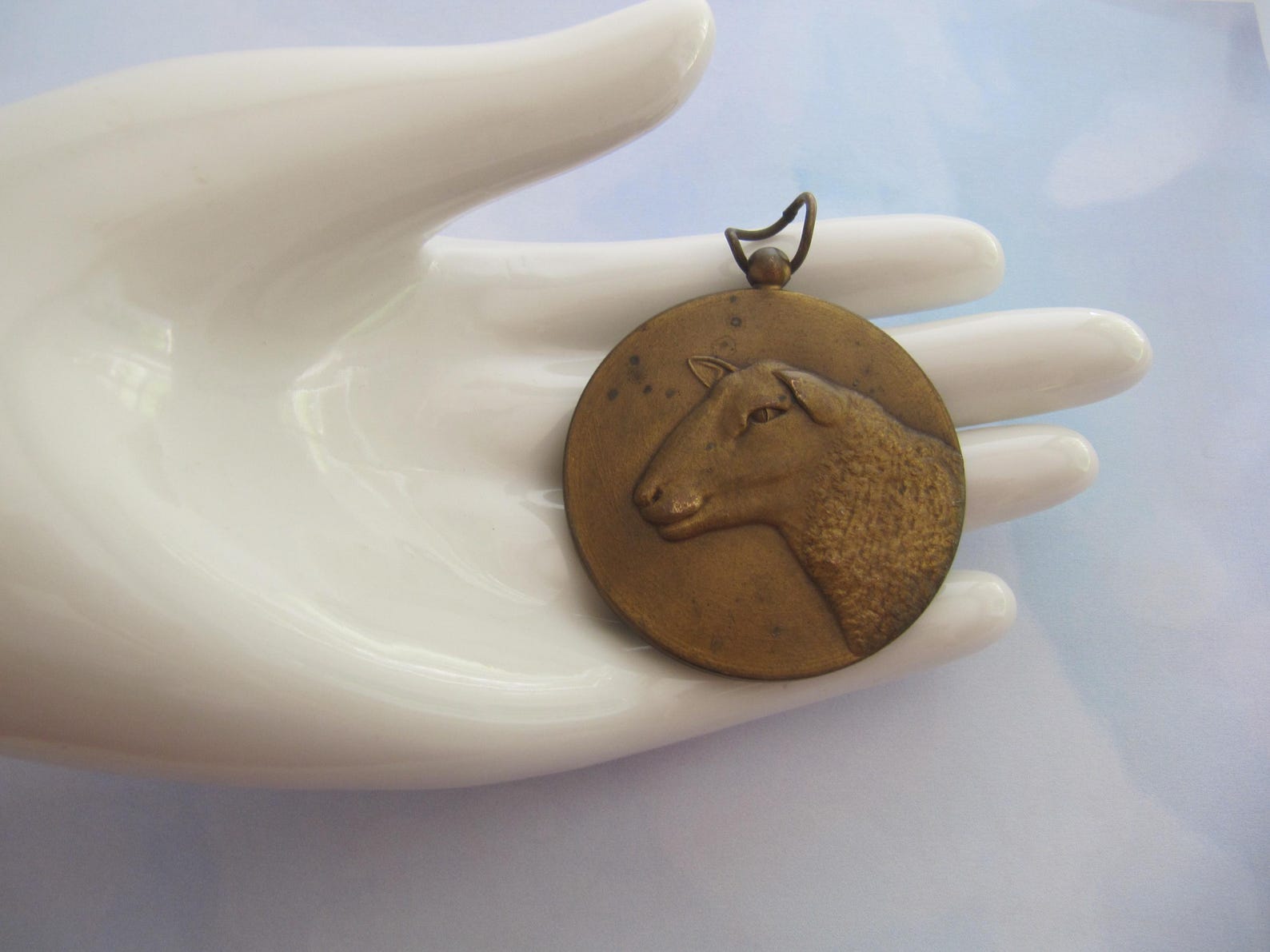 Vintage Wooly SHEEP Agriculture Medallion Pendant Aged Dark Bronze ...
