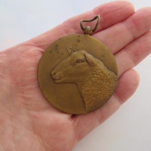 Vintage Wooly SHEEP Agriculture Medallion Pendant Aged Dark Bronze ...