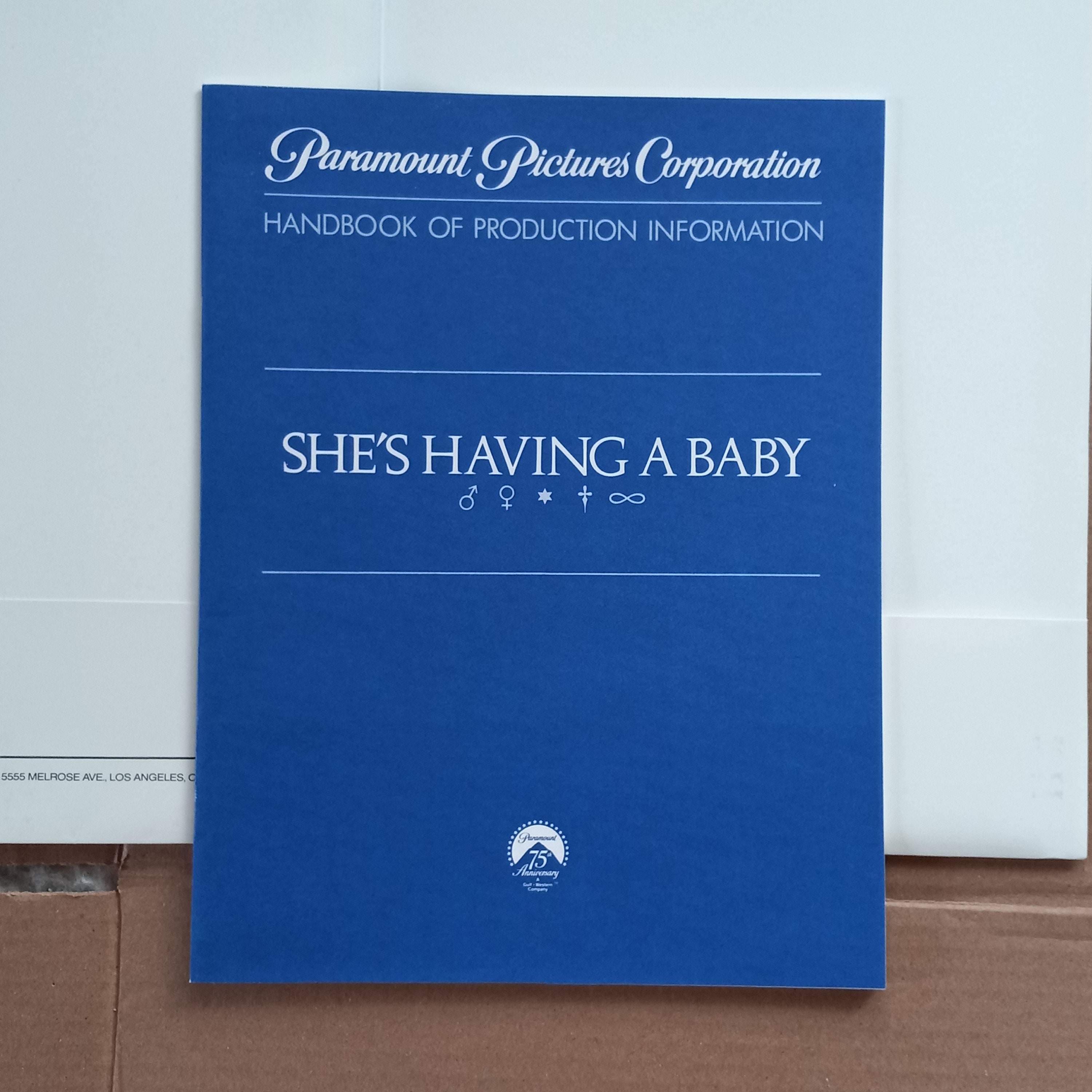 Hollywood Movie Press Kit: she's Having A Baby 1988 Kevin Bacon ...