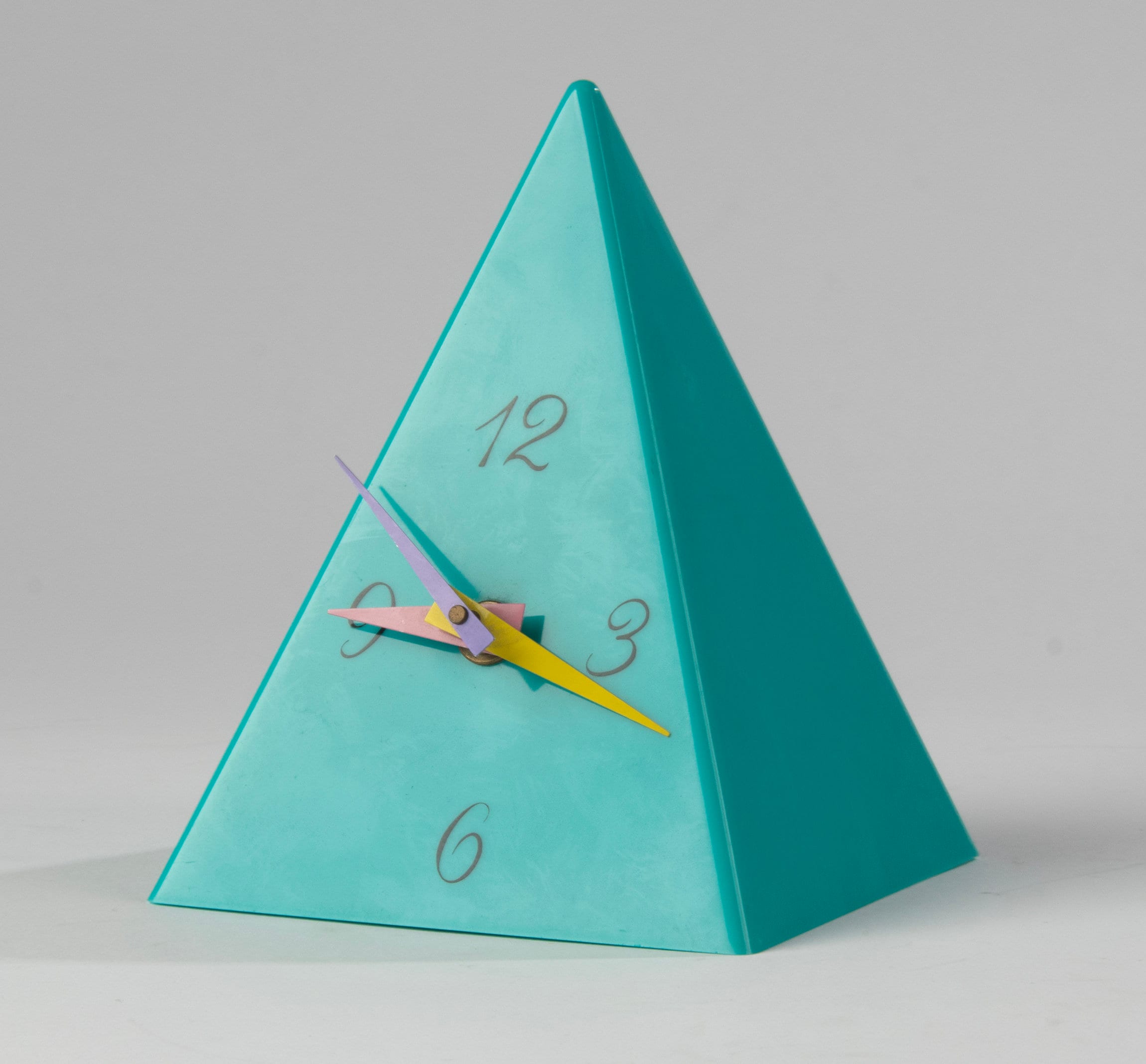 Vintage Memphis Style Table Clock - Etsy