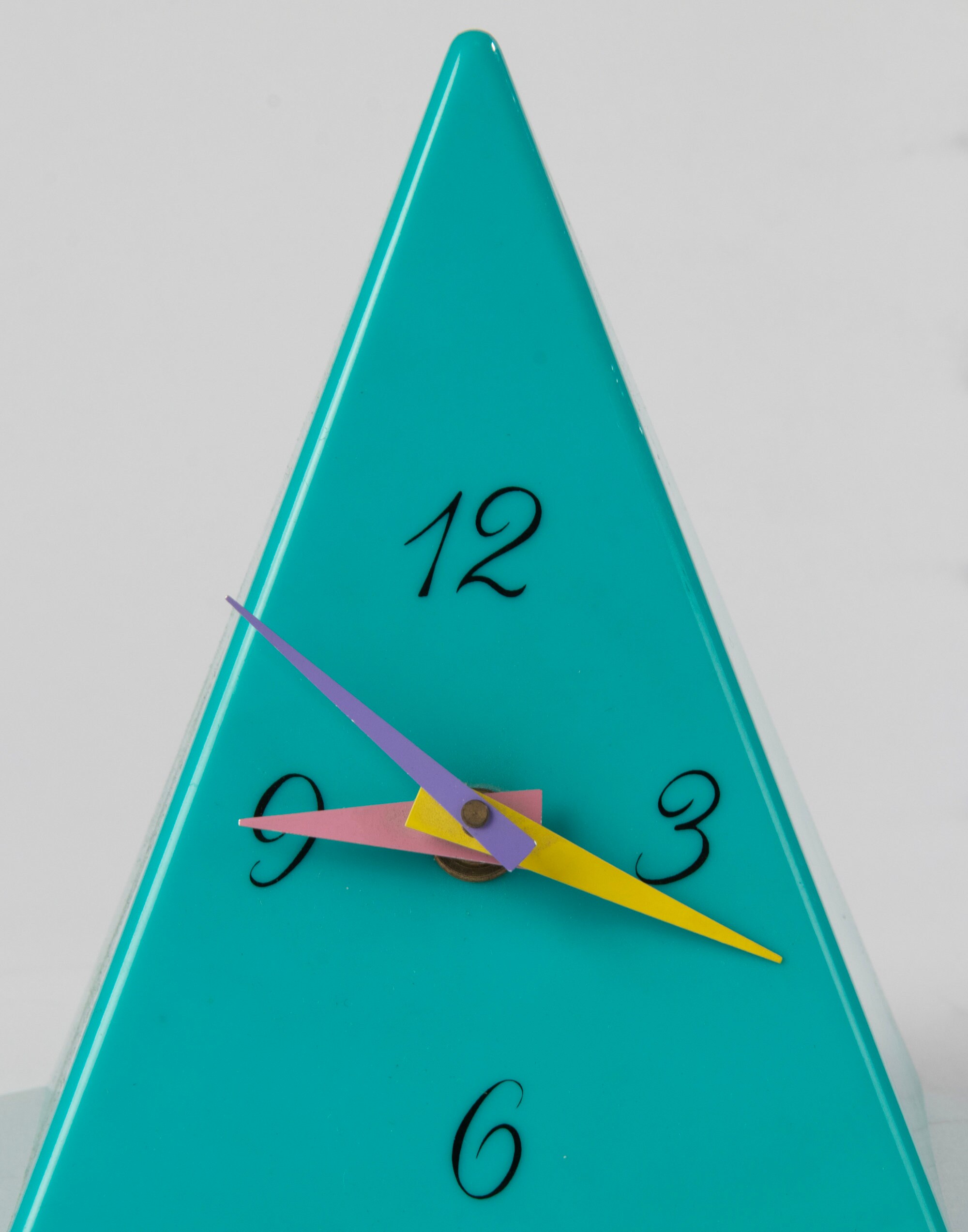 Vintage Memphis Style Table Clock - Etsy