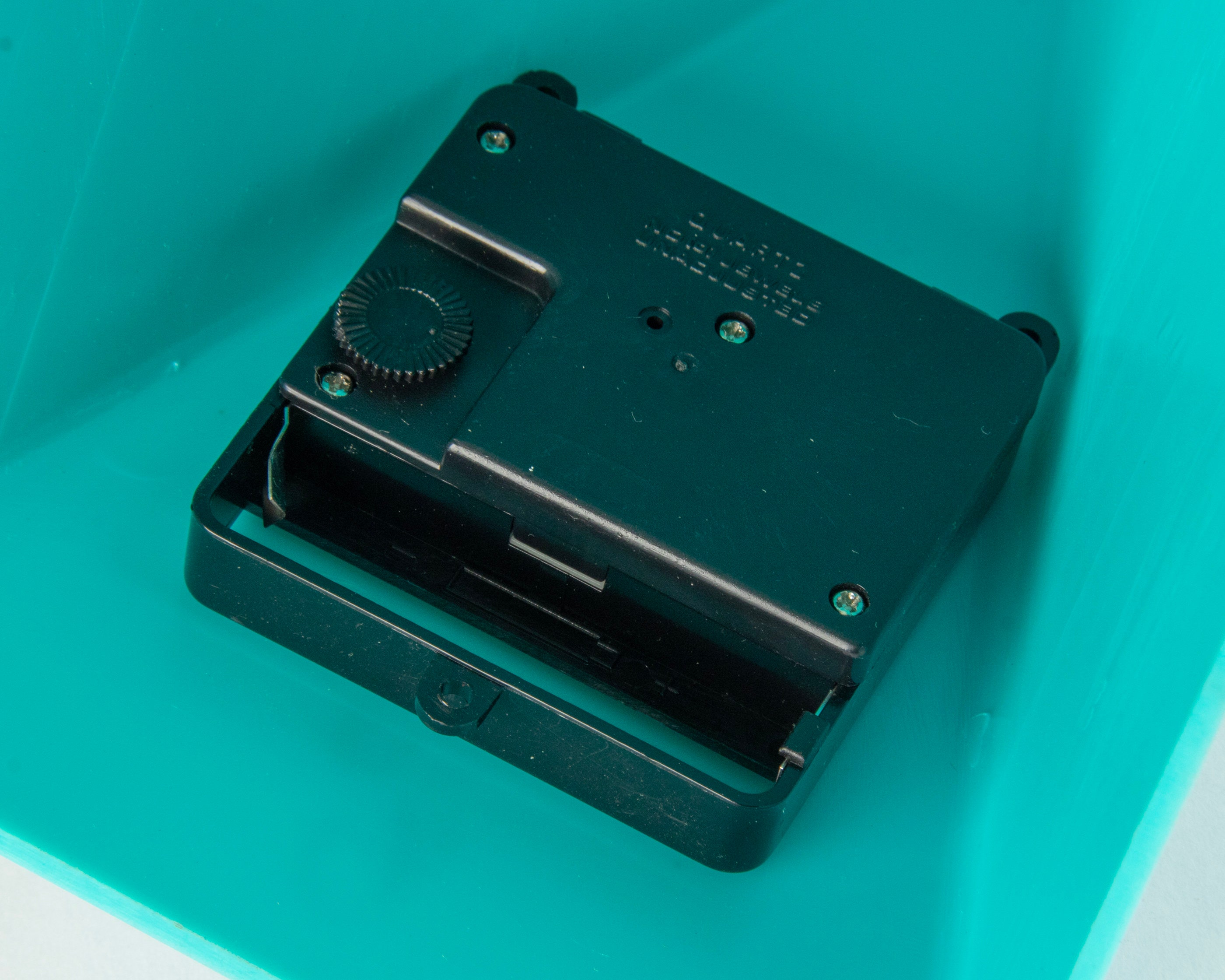 Vintage Memphis Style Table Clock - Etsy