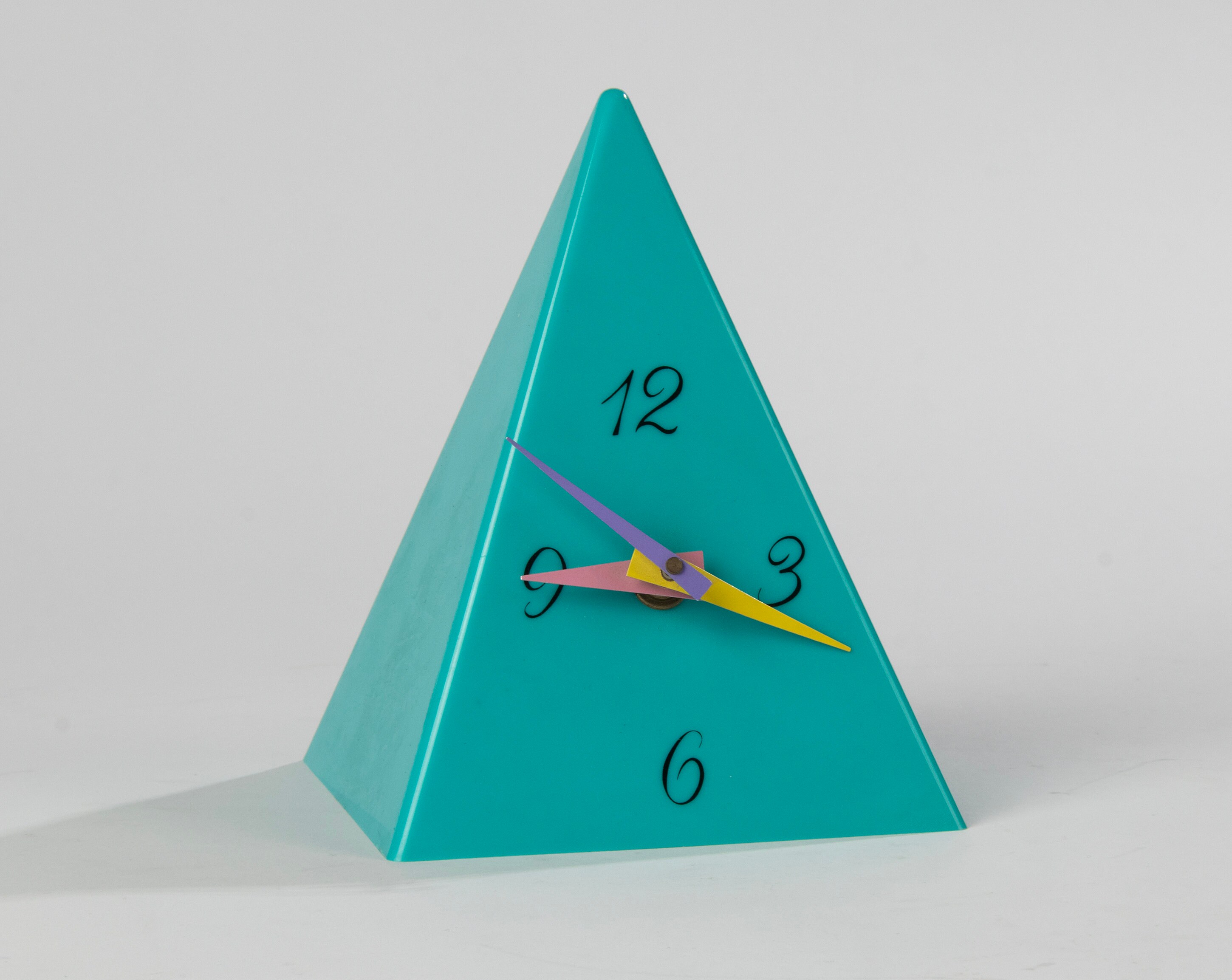 Vintage Memphis Style Table Clock - Etsy