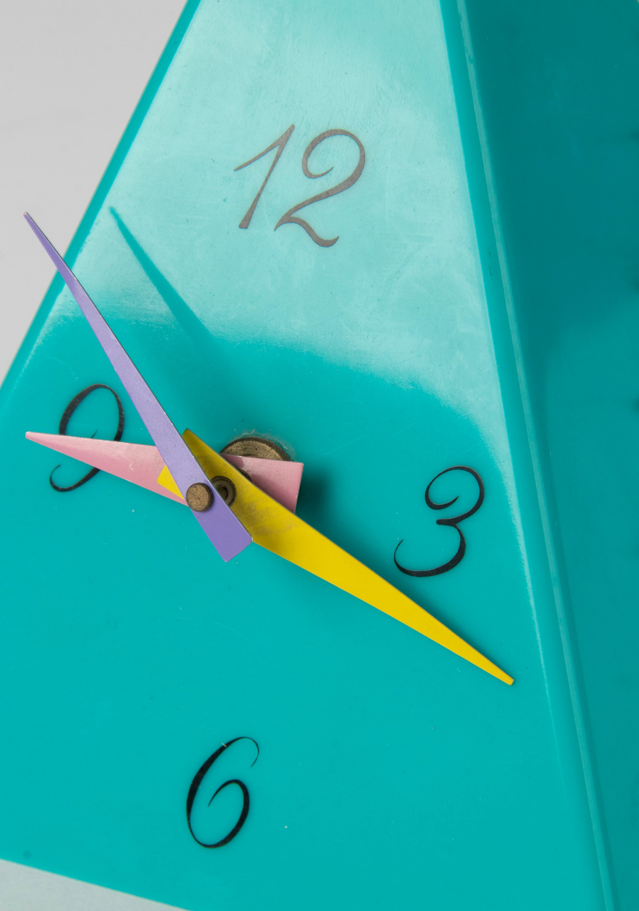 Vintage Memphis Style Table Clock - Etsy