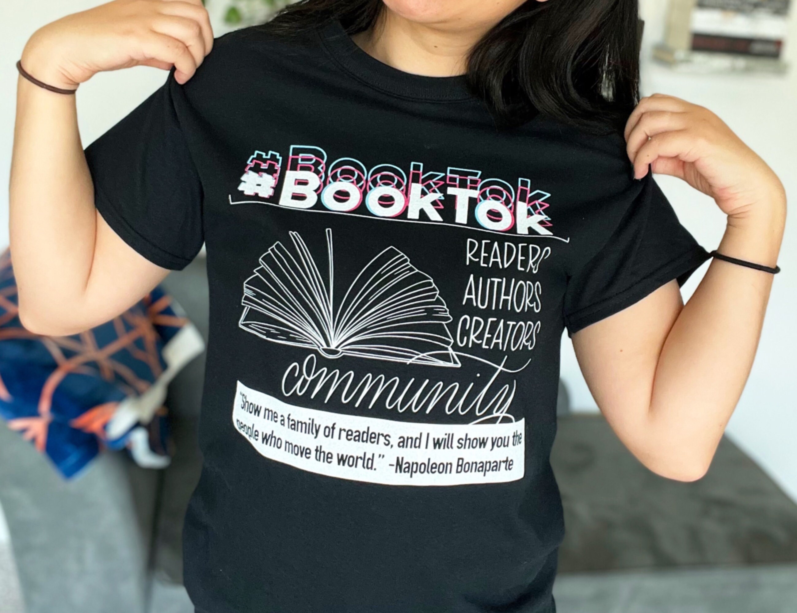 Booktok Community, Reader Author Creator T-shirt - Etsy UK