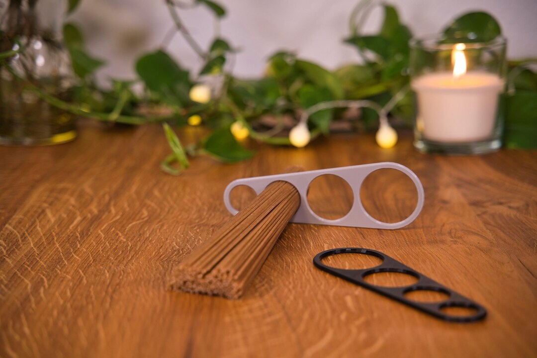 Spaghetti Scoop Measure Out 1-4 Servings of Spaghetti Pasta ...