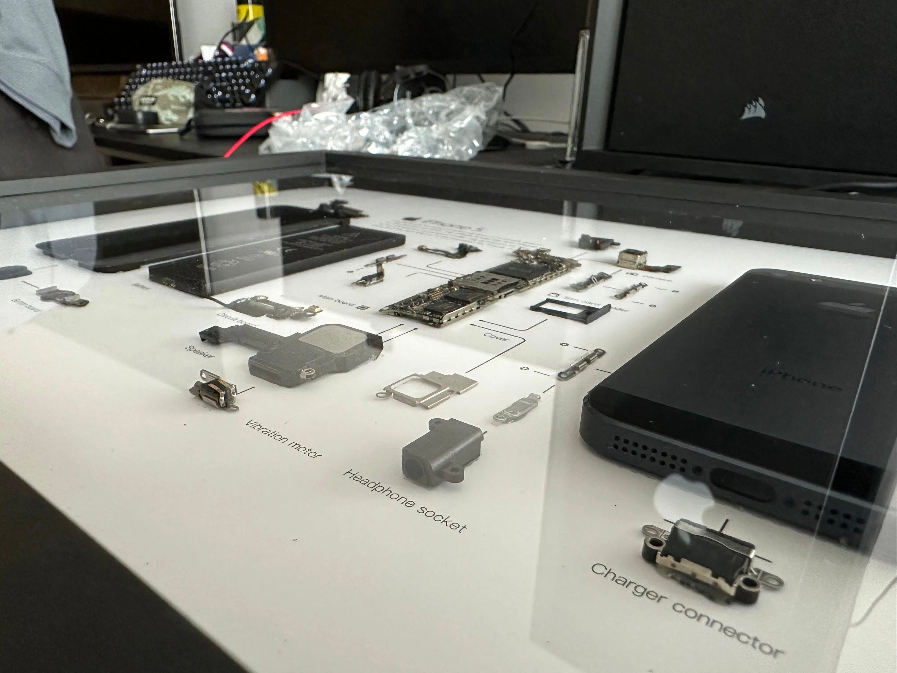 IPhone 5 Teardown Template, iPhone Teardown, Framed Iphone, iPhone ...
