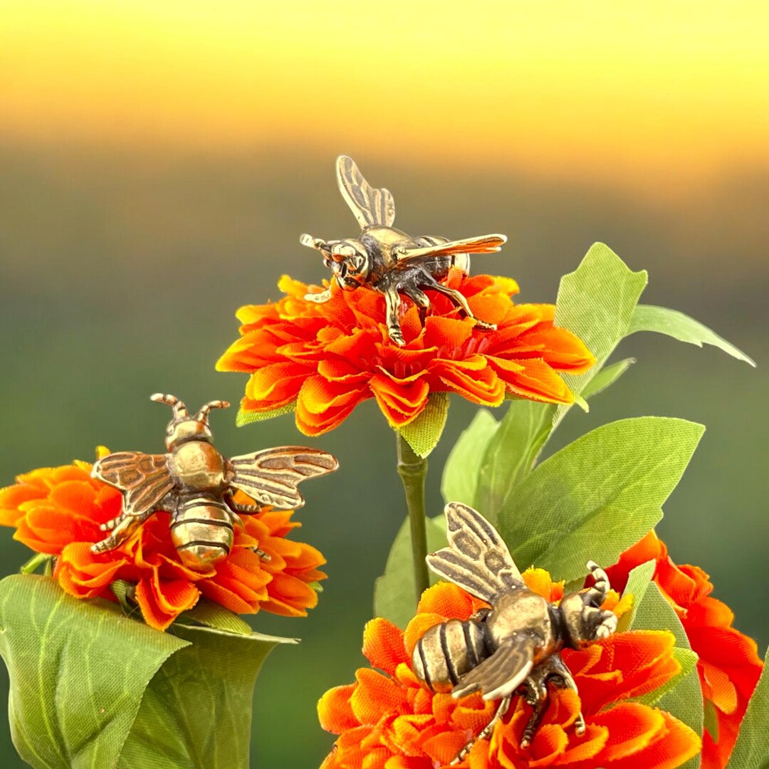 Miniature Bee Figurine | Brass Bumblebee, Vintage/antique Style Brass ...