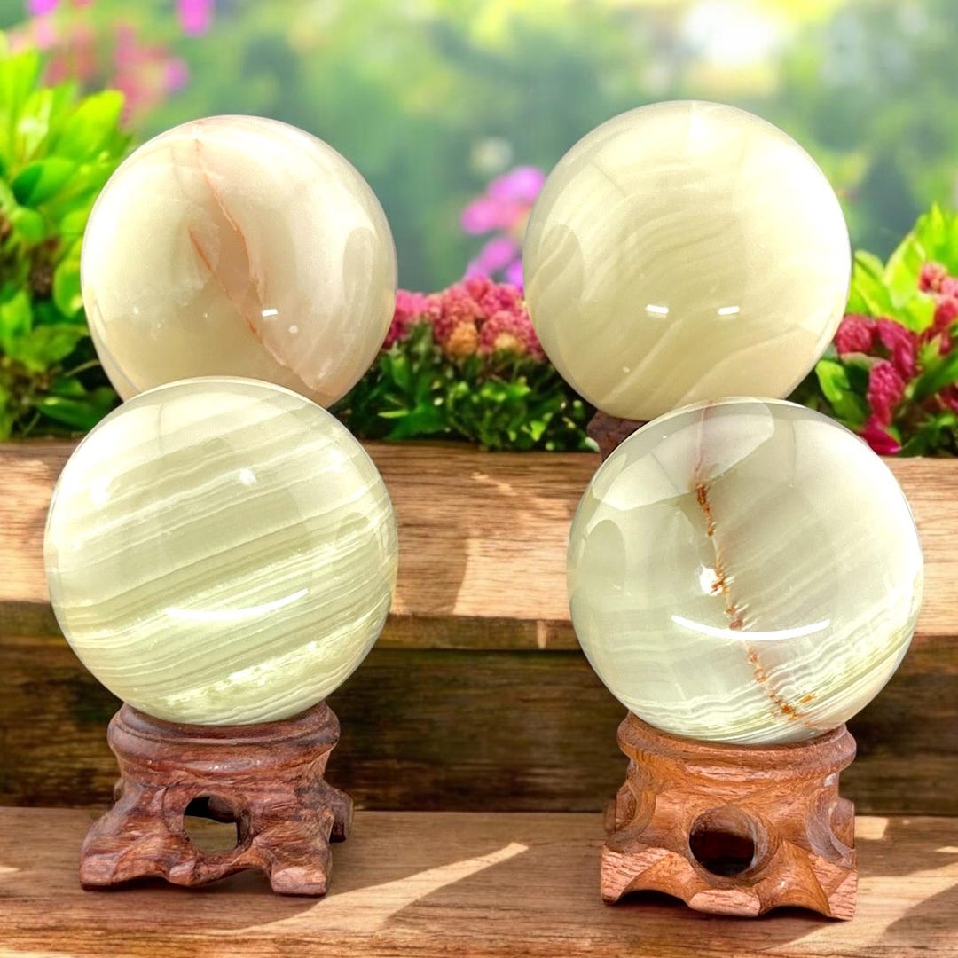 Natural Green Onyx Spheres | Crystal Healing Meditation | Crystal Balls ...