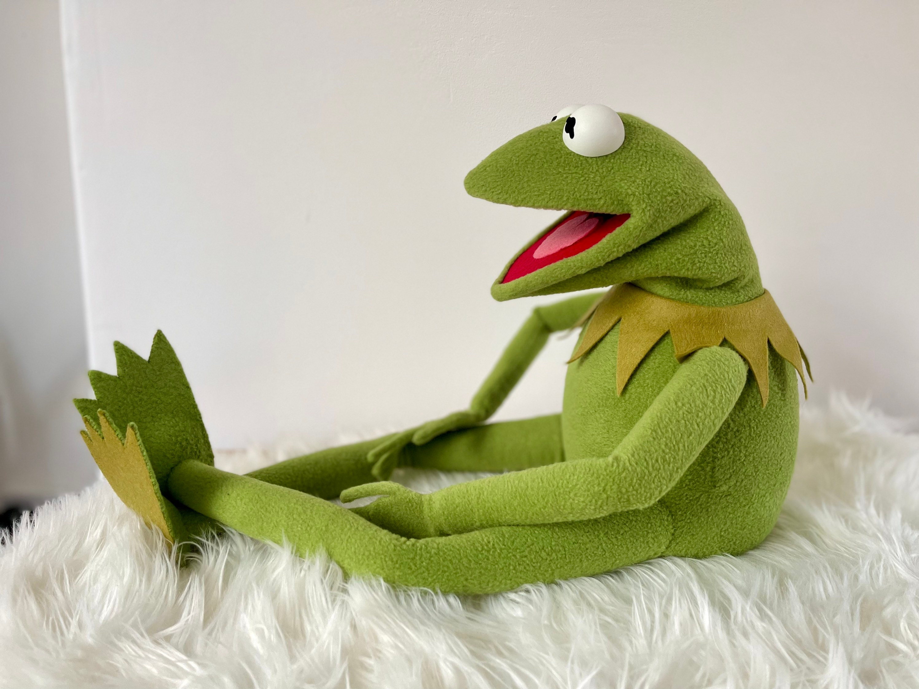 Kermit the Frog Puppet Replica Hand Puppet Muppet 1:1 - Etsy