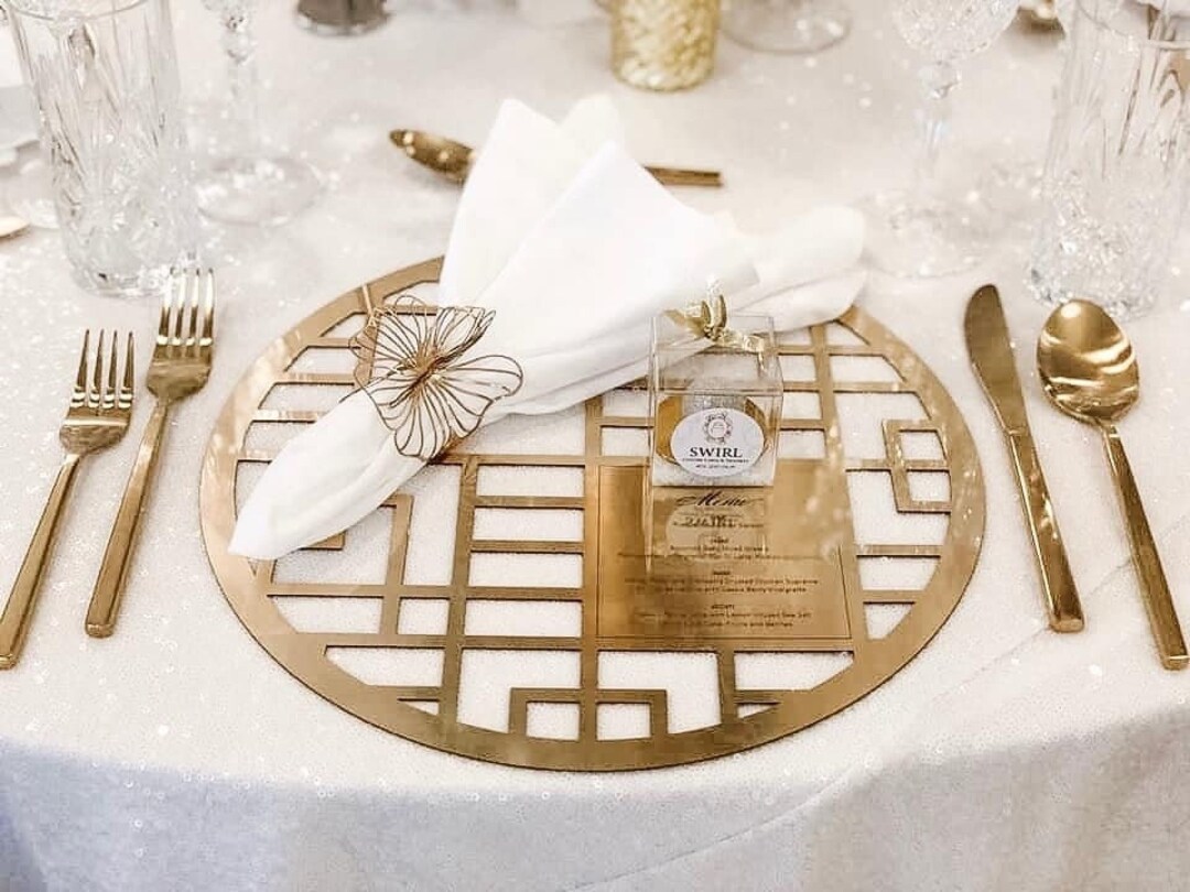 Modern Grid Pattern Charger With Placecard / Menu : SVG for Laser ...