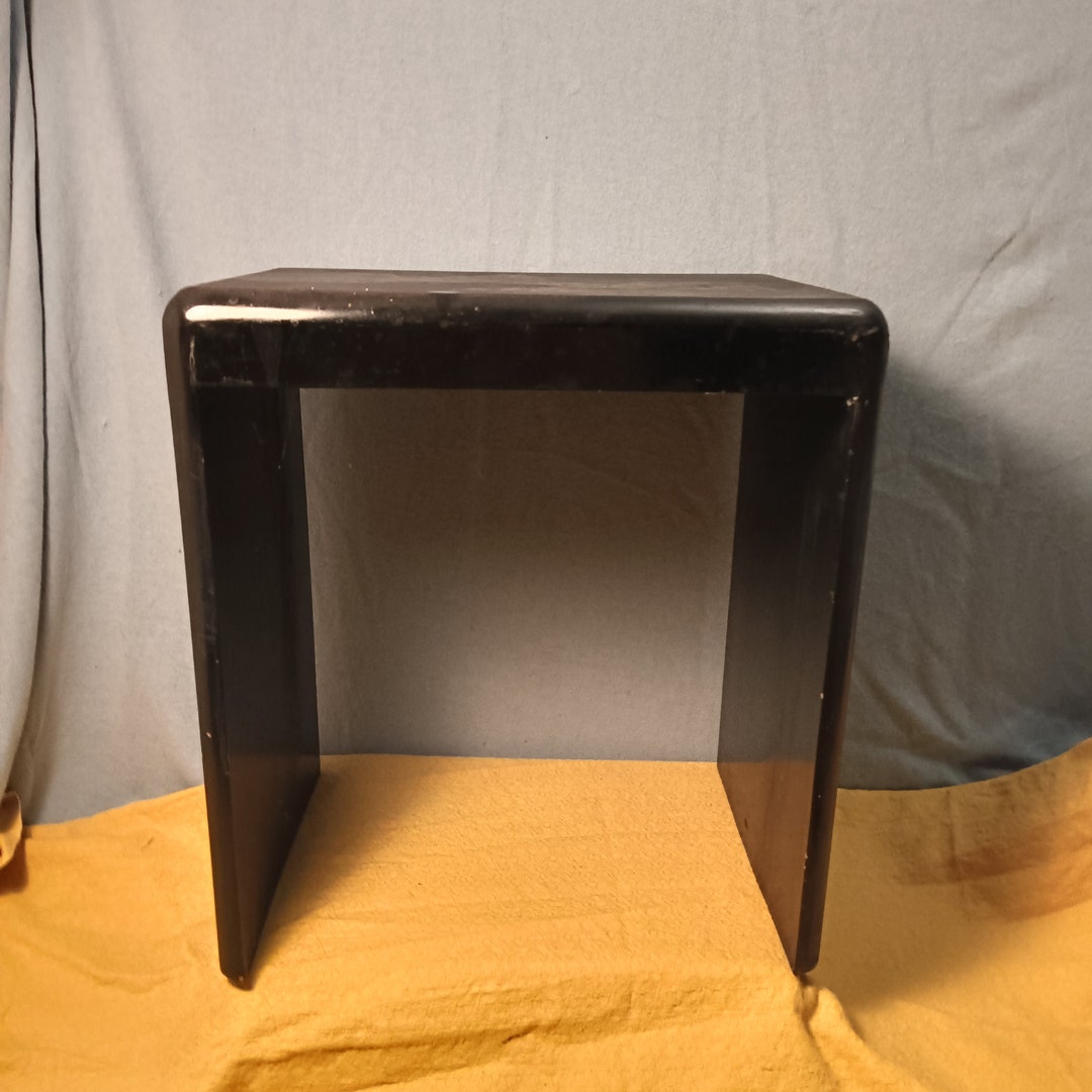 Vintage Black Wooden Chinese Side Table Asian Style Nightstand Lacquer ...