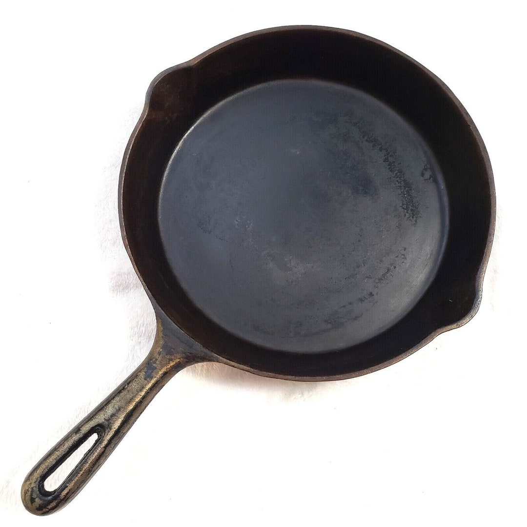 Vintage 1940s GSW No 9 Cast Iron Fry Pan Skillet Cookware Made in ...