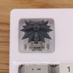 Witcher Wolf Artisan Keycap, Custom Keycap, Resin Keycap, Cherry MX ...