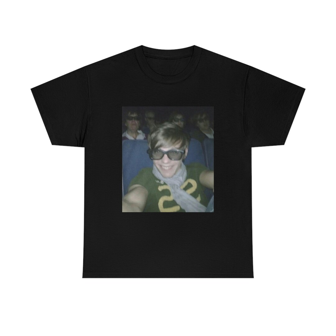 Louis Tomlinson Movie Theatre Selfie Meme T-shirt Cursed One Direction ...