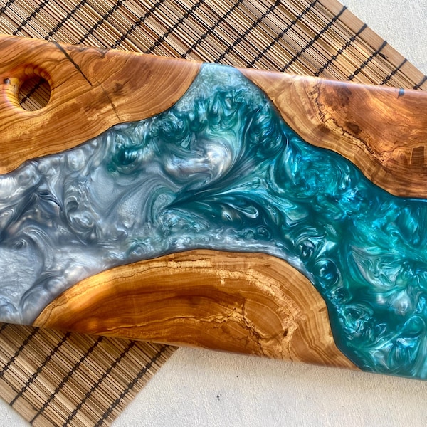 Wood Resin Cutting Board - Etsy
