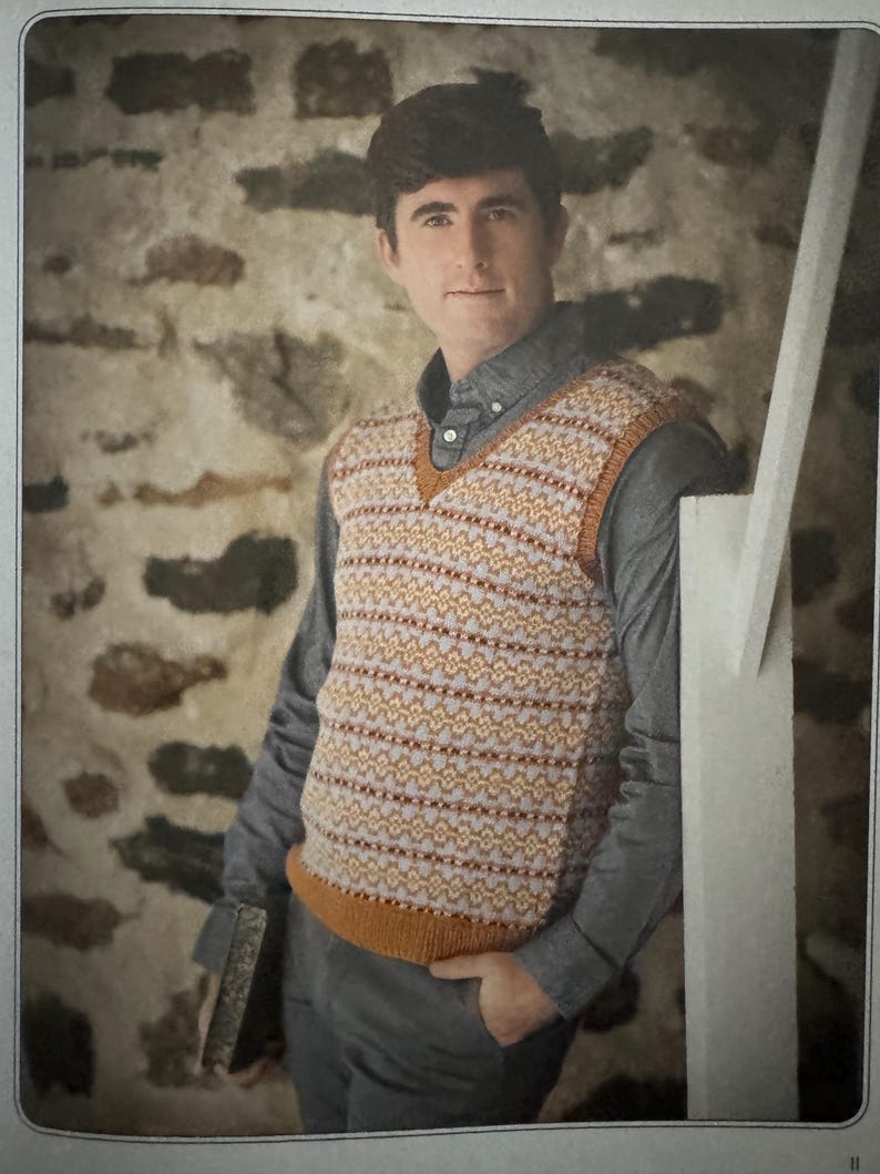 Outlander Knitting: the Official Book of 20 Knits Inspired by the Hit ...