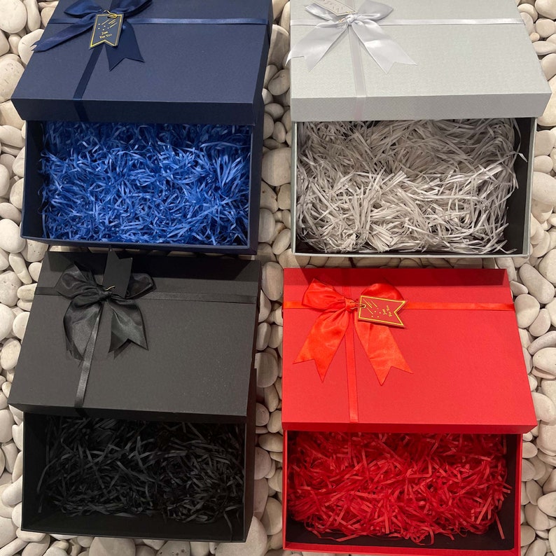 Employee Gift Box, Corporate Gift Pack, Best Father's Day Gift, Company ...