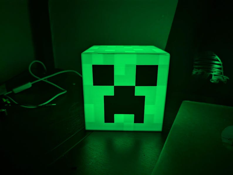 Minecraft Creeper Lamp | USB Powered Nightlight - Etsy