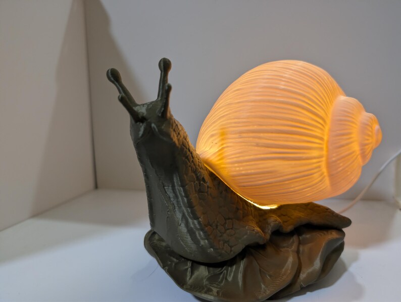 Snail Tiffany-style Lamp Night Light, USB Table Lamp, Cottagecore ...