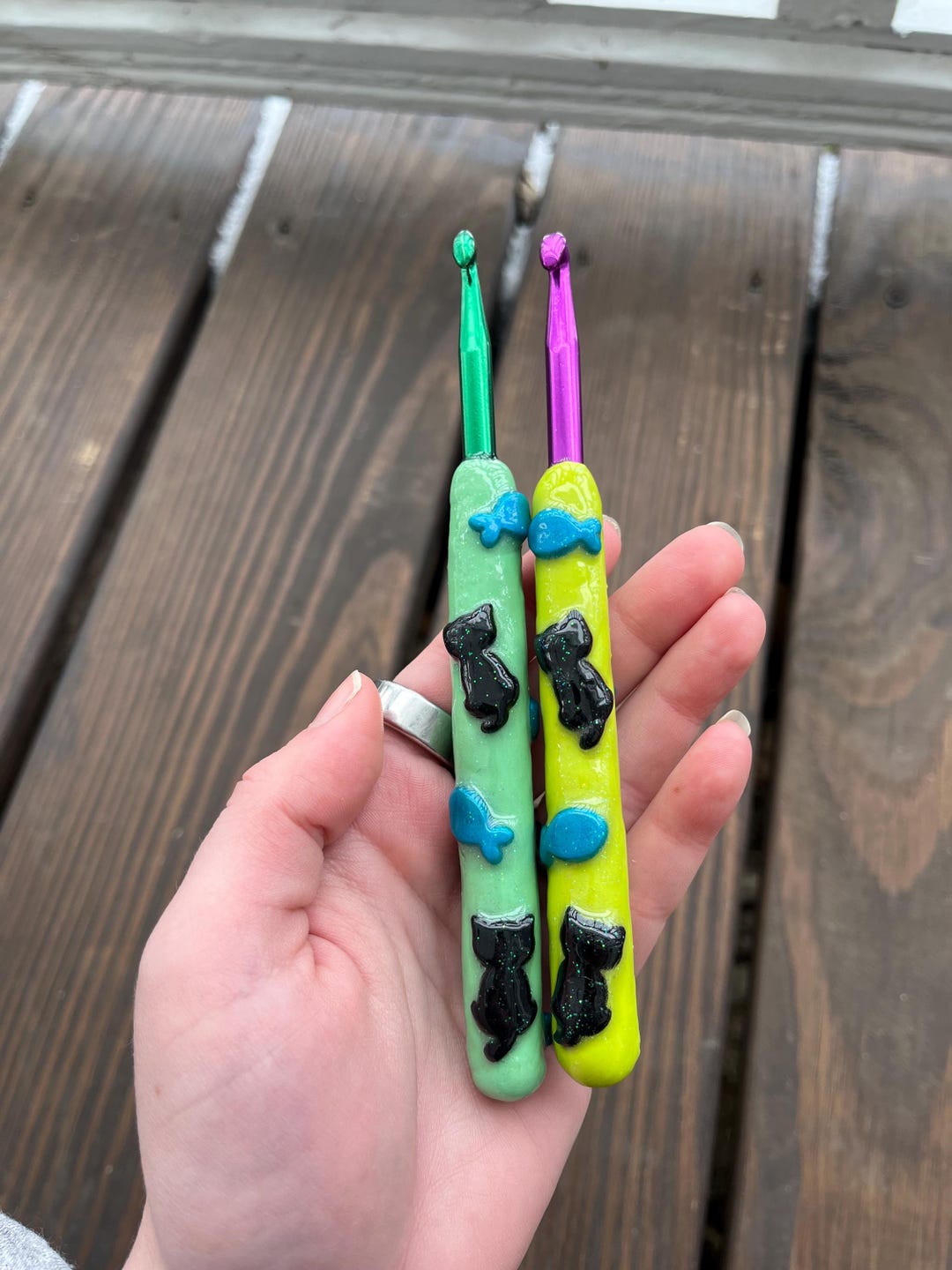Cat With Fish, Cats and Fish Theme Crochet Hooks, Clay Crochet Hooks ...