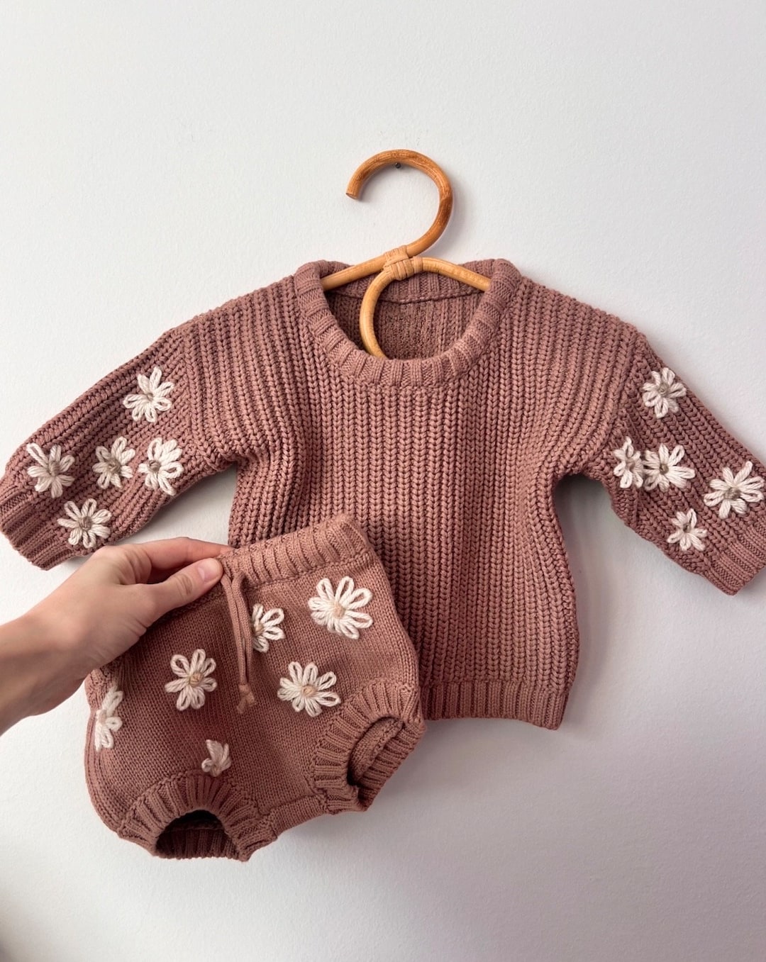 Hand Embroidered Daisy Infant Outfit | Boho Baby Clothes | Floral Embroidery | Newborn Knit ...