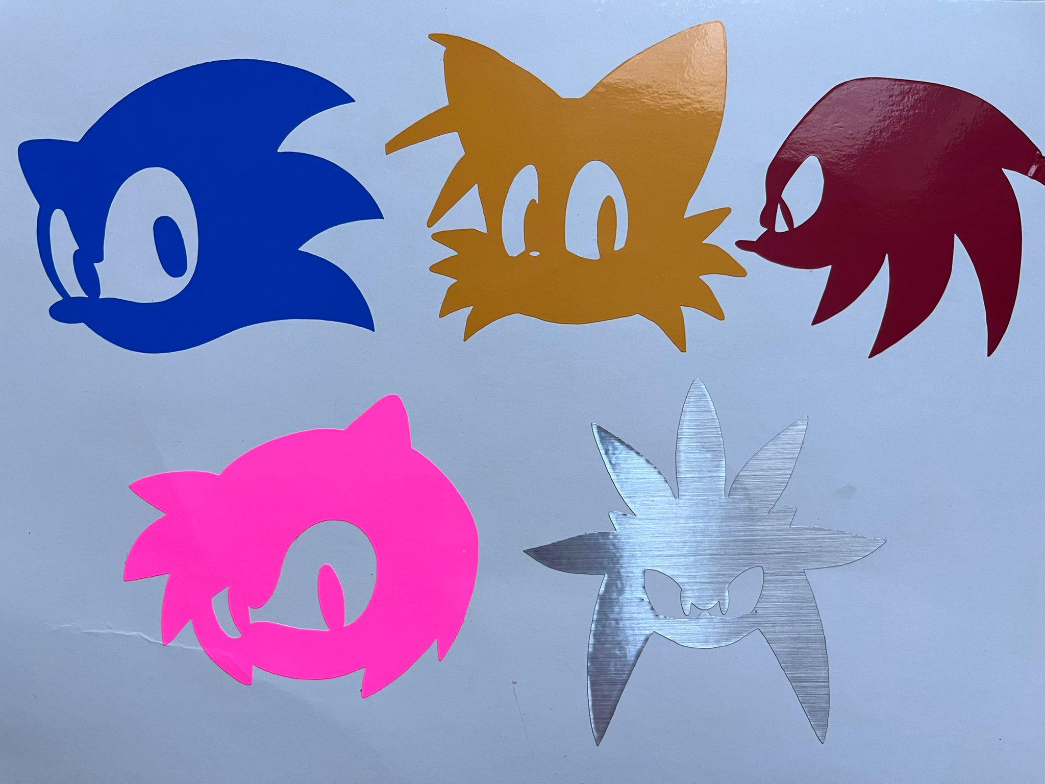 Sonic the Hedgehog Amy Tails Knuckles Silver Vinyl Laptop Decal 3 In - Etsy