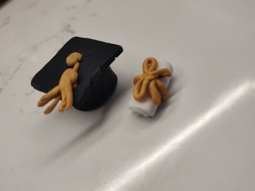 Graduation Cap and Scroll Fondant Topper, Cupcake Topper, Fondant ...