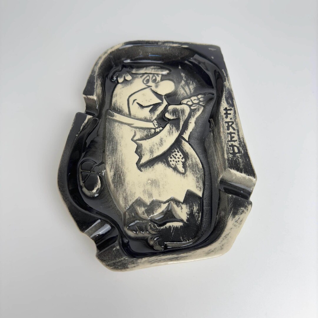 Vintage 1961 Fred Flintstone Cartoon Ashtray. Hanna Barbera Productions ...