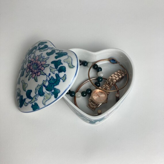Vintage ceramic Chinese Lotus flower pattern Heart sh… - Gem